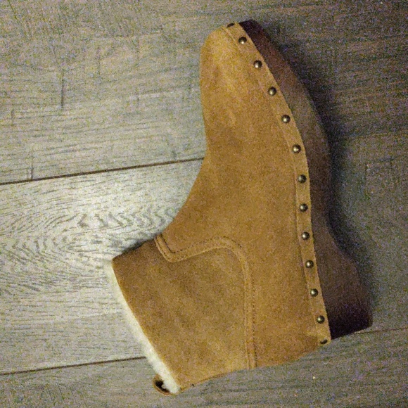 Madewell | Shoes | Madewell Marceline Shearling Clog Booties | Poshmark